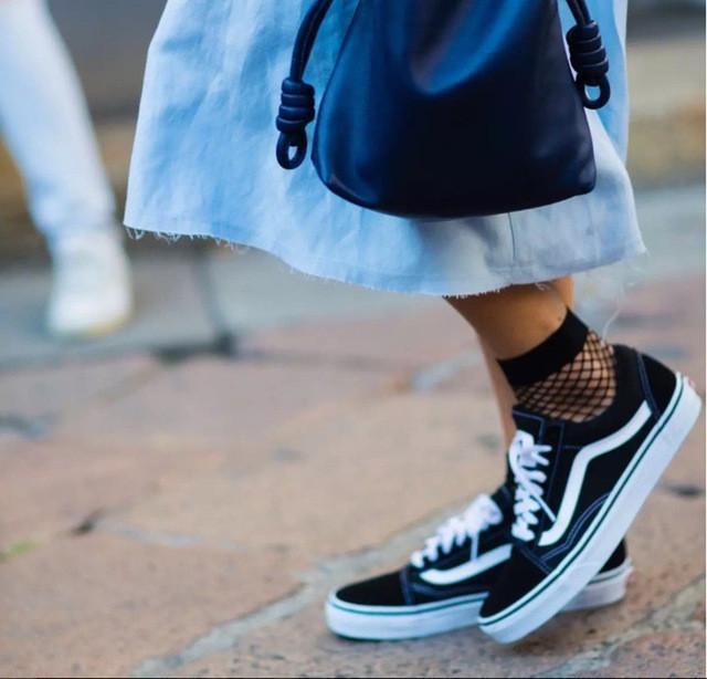 Mesh Fishnet Nylon Socks – White Market