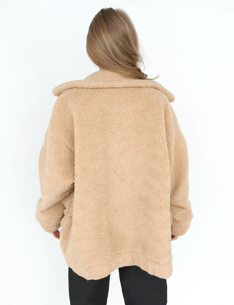 Teddy Jacket – White Market